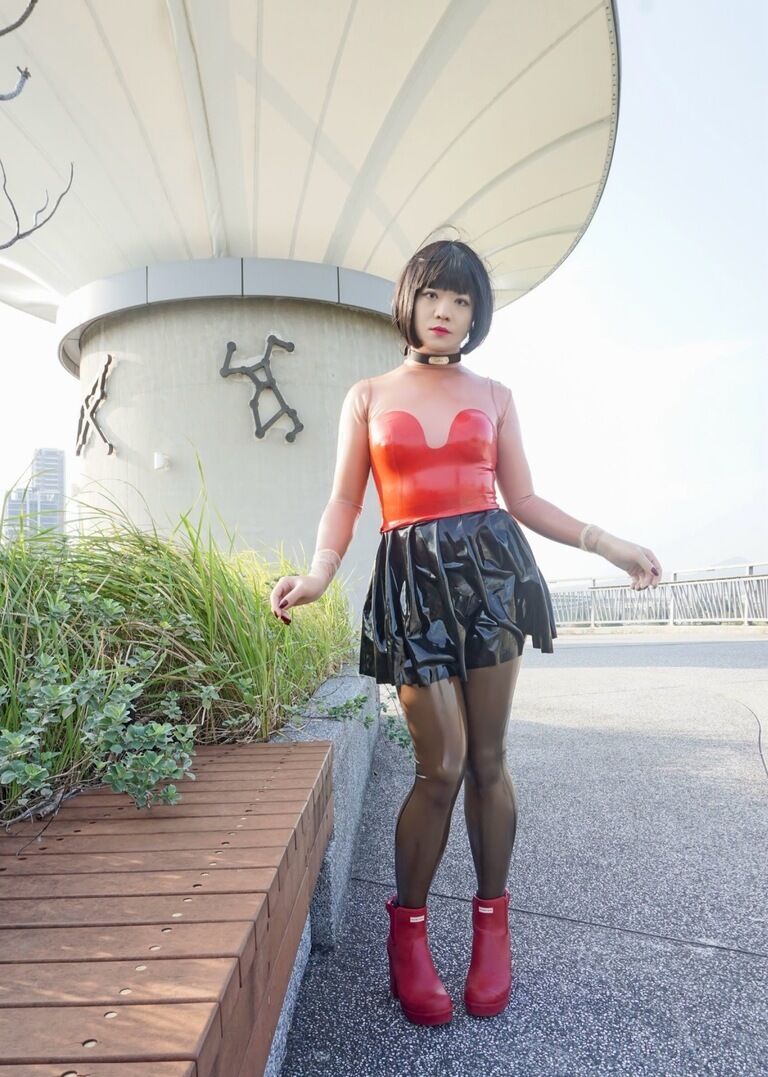 LTX-050 Rubber Walker EP07 Shiny Rubber Style (FetishLydia-Taiwanese Rubber Girl)の商品｜ファンティア[Fantia]